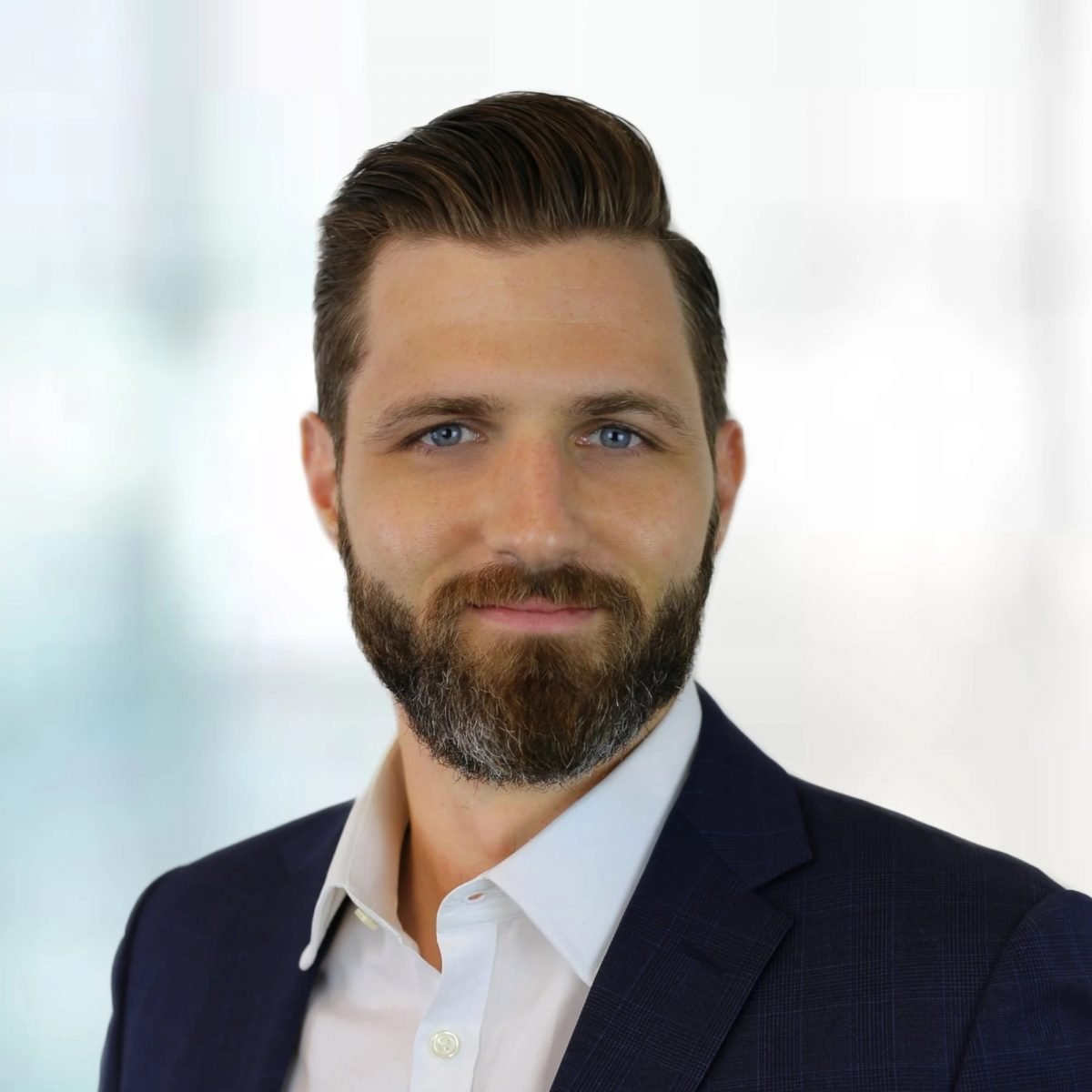 Webinars and Financial Outlooks - Fundstrat